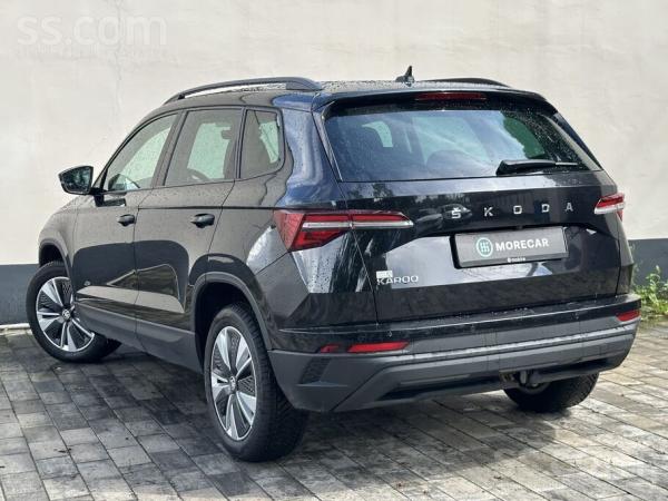 Черный Шкода Karoq 2022 в Рига, объемом двигателя 2.00 л и пробегом 142 тыс. км за 18950 €, фото 6 на AUTOMOTO.COM.LV