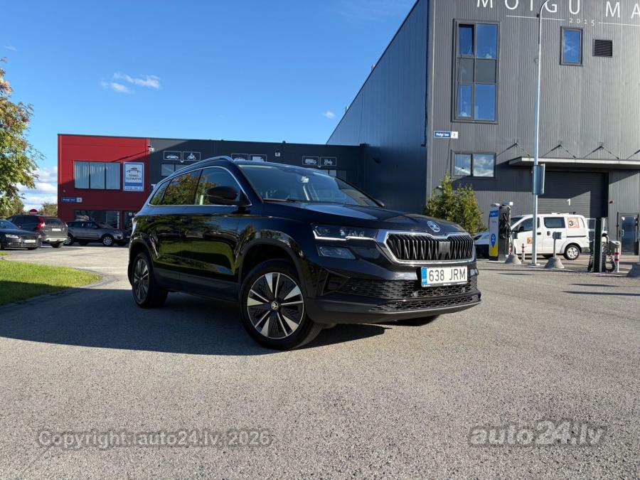 Melns Skoda Karoq 2022 Tallina, ar dzinēja tilpumu 1.50 L un nobraukumu 99 tūkst. km par 22999 €, foto 1 vietnē AUTOMOTO.COM.LV