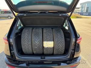 Melns Skoda Karoq 2022 Tallina, ar dzinēja tilpumu 1.50 L un nobraukumu 99 tūkst. km par 22999 €, foto 11 vietnē AUTOMOTO.COM.LV