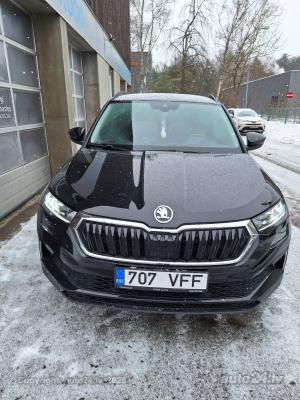 Melns Skoda Karoq 2024 Tallina, ar dzinēja tilpumu 1.50 L un nobraukumu 53 tūkst. km par 28500 €, foto 2 vietnē AUTOMOTO.COM.LV
