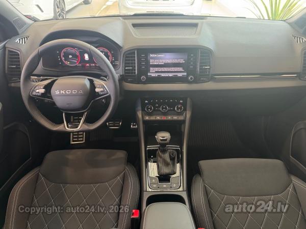 Black Skoda Karoq 2026 in Paide, with an engine capacity of 0.00 L and mileage of 0 thousand km for 34420 €, photo 8 on AUTOMOTO.COM.LV