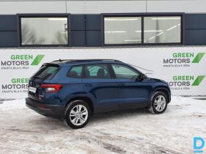Blue Skoda Karoq 2018 in Tukums, with an engine capacity of 1.60 L and mileage of 67 thousand km for 18900 €, photo 2 on AUTOMOTO.COM.LV