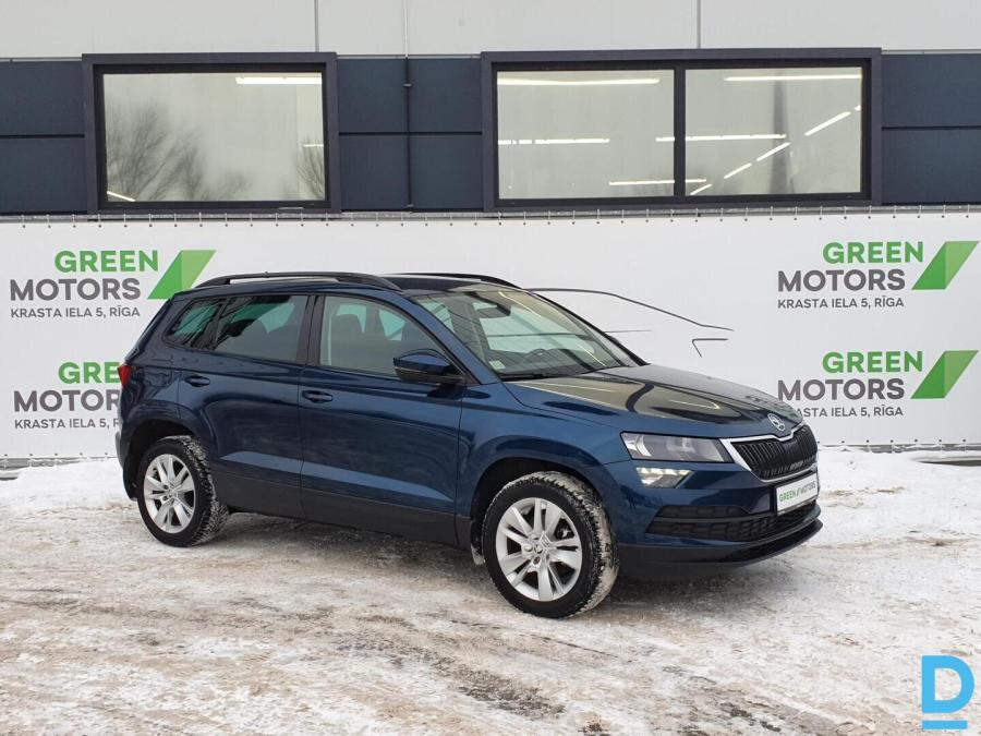 Blue Skoda Karoq 2018 in Tukums, with an engine capacity of 1.60 L and mileage of 67 thousand km for 18900 €, photo 4 on AUTOMOTO.COM.LV