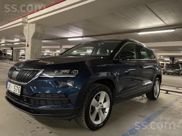 Blue Skoda Karoq 2018 in Riga, with an engine capacity of 1.50 L and mileage of 98 thousand km for 16500 €, photo 1 on AUTOMOTO.COM.LV
