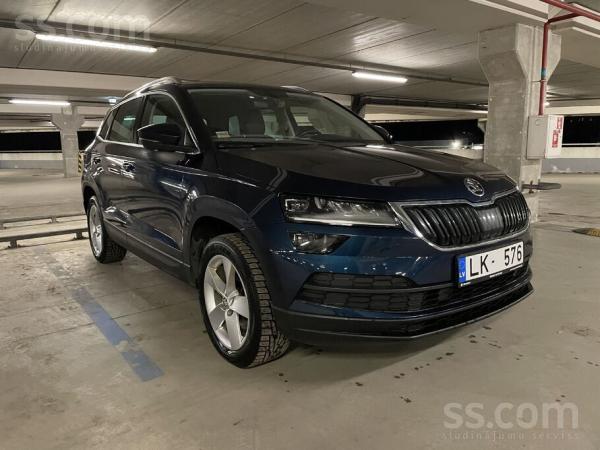Blue Skoda Karoq 2018 in Riga, with an engine capacity of 1.50 L and mileage of 98 thousand km for 16500 €, photo 3 on AUTOMOTO.COM.LV