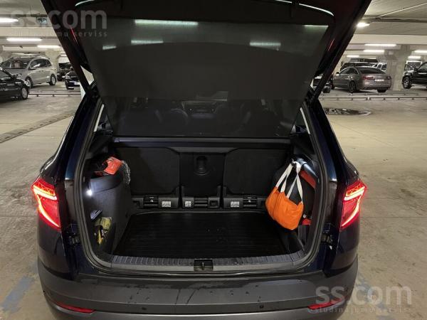Blue Skoda Karoq 2018 in Riga, with an engine capacity of 1.50 L and mileage of 98 thousand km for 16500 €, photo 9 on AUTOMOTO.COM.LV