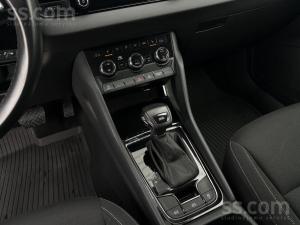 Синий Шкода Karoq 2018 в Рига, объемом двигателя 1.60 л и пробегом 154 тыс. км за 15500 €, фото 19 на AUTOMOTO.COM.LV
