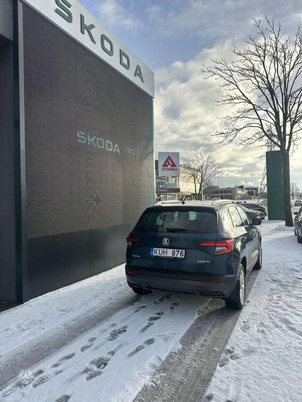 Blue Skoda Karoq 2019 in Klaipeda, with an engine capacity of 1.50 L and mileage of 114 thousand km for 14990 €, photo 5 on AUTOMOTO.COM.LV