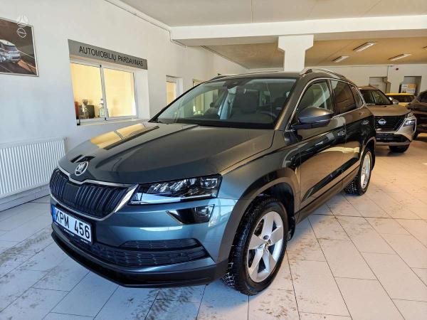 Blue Skoda Karoq 2019 in Siauliai, with an engine capacity of 1.60 L and mileage of 129 thousand km for 17900 €, photo 1 on AUTOMOTO.COM.LV