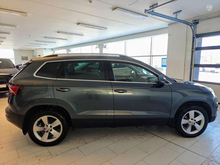 Zils Skoda Karoq 2019 Šauļi, ar dzinēja tilpumu 1.60 L un nobraukumu 129 tūkst. km par 17900 €, foto 10 vietnē AUTOMOTO.COM.LV