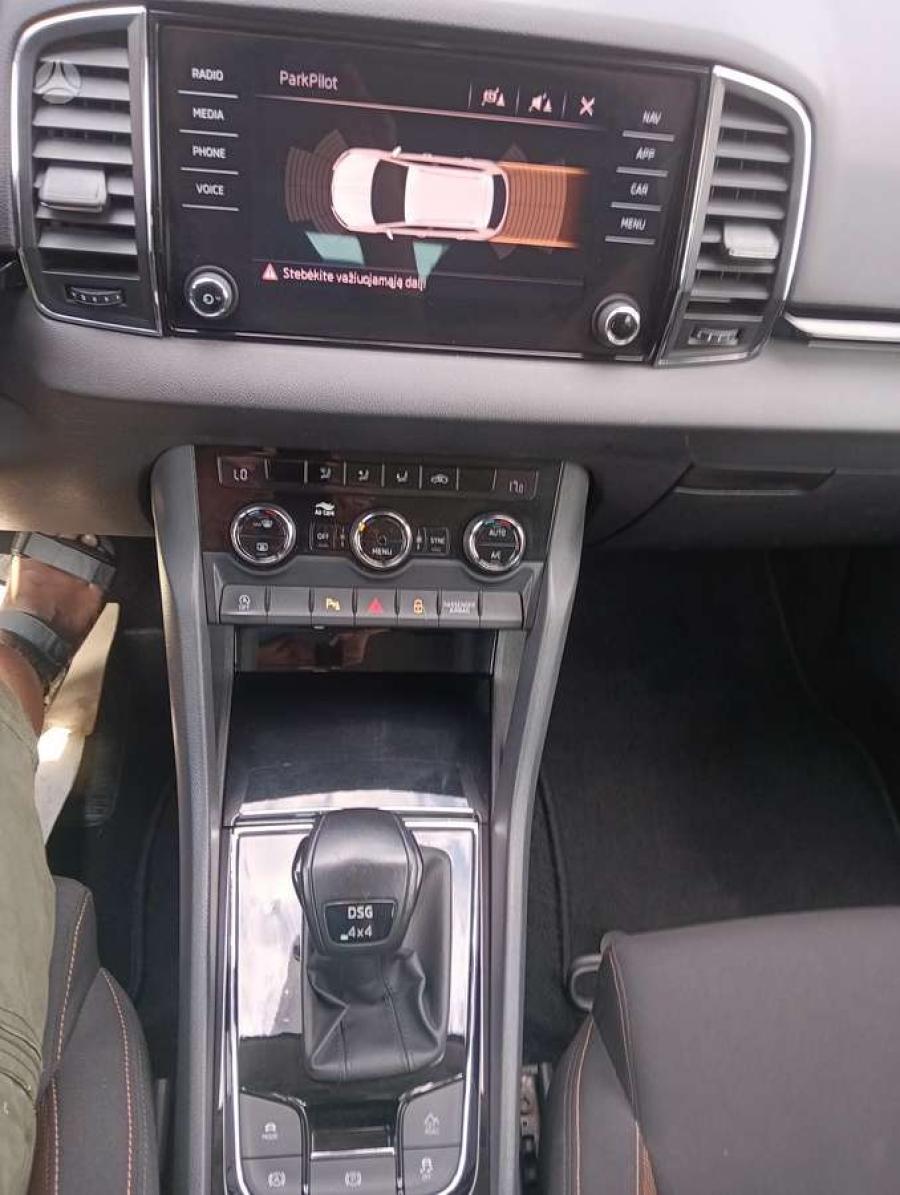 Zils Skoda Karoq 2019 Utena, ar dzinēja tilpumu 1.97 L un nobraukumu 213 tūkst. km par 16900 €, foto 27 vietnē AUTOMOTO.COM.LV