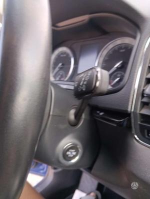 Zils Skoda Karoq 2019 Utena, ar dzinēja tilpumu 1.97 L un nobraukumu 213 tūkst. km par 16900 €, foto 29 vietnē AUTOMOTO.COM.LV