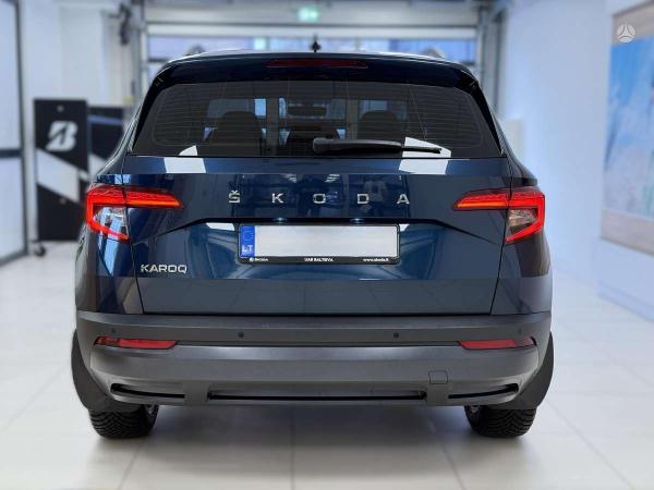 Blue Skoda Karoq 2020 in Kaunas, with an engine capacity of 1.60 L and mileage of 235 thousand km for 13700 €, photo 6 on AUTOMOTO.COM.LV