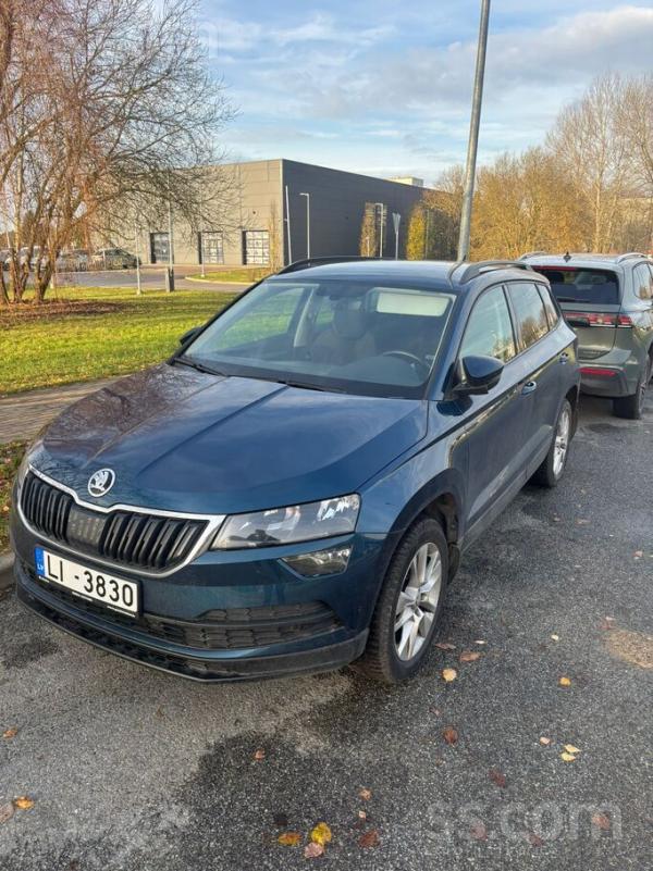 Blue Skoda Karoq 2021 in Riga, with an engine capacity of 1.50 L and mileage of 43 thousand km for 21000 €, photo 2 on AUTOMOTO.COM.LV