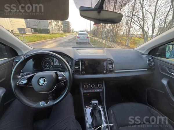 Blue Skoda Karoq 2021 in Riga, with an engine capacity of 1.50 L and mileage of 43 thousand km for 21000 €, photo 4 on AUTOMOTO.COM.LV
