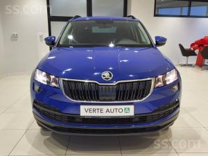 Zils Skoda Karoq 2021 Rīga, ar dzinēja tilpumu 1.50 L un nobraukumu 78 tūkst. km par 19490 €, foto 2 vietnē AUTOMOTO.COM.LV