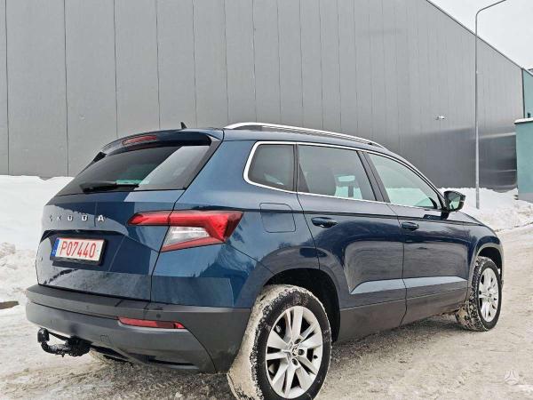 Blue Skoda Karoq 2021 in Vilnius, with an engine capacity of 1.50 L and mileage of 263 thousand km for 14700 €, photo 7 on AUTOMOTO.COM.LV