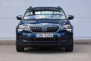 Blue Skoda Karoq 2021 in Riga, with an engine capacity of 1.50 L and mileage of 0 thousand km for 18495 €, photo 4 on AUTOMOTO.COM.LV