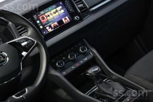 Blue Skoda Karoq 2021 in Riga, with an engine capacity of 1.50 L and mileage of 0 thousand km for 18495 €, photo 13 on AUTOMOTO.COM.LV