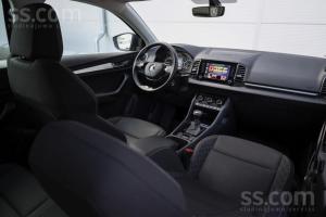 Blue Skoda Karoq 2021 in Riga, with an engine capacity of 1.50 L and mileage of 0 thousand km for 18495 €, photo 17 on AUTOMOTO.COM.LV