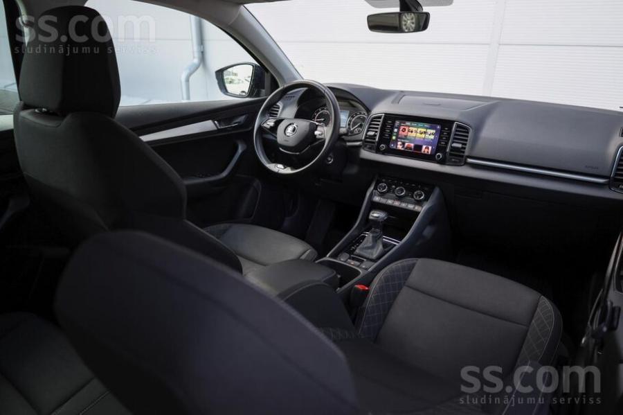 Blue Skoda Karoq 2021 in Riga, with an engine capacity of 1.50 L and mileage of 0 thousand km for 18495 €, photo 17 on AUTOMOTO.COM.LV