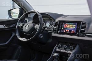 Blue Skoda Karoq 2021 in Riga, with an engine capacity of 1.50 L and mileage of 0 thousand km for 18495 €, photo 18 on AUTOMOTO.COM.LV