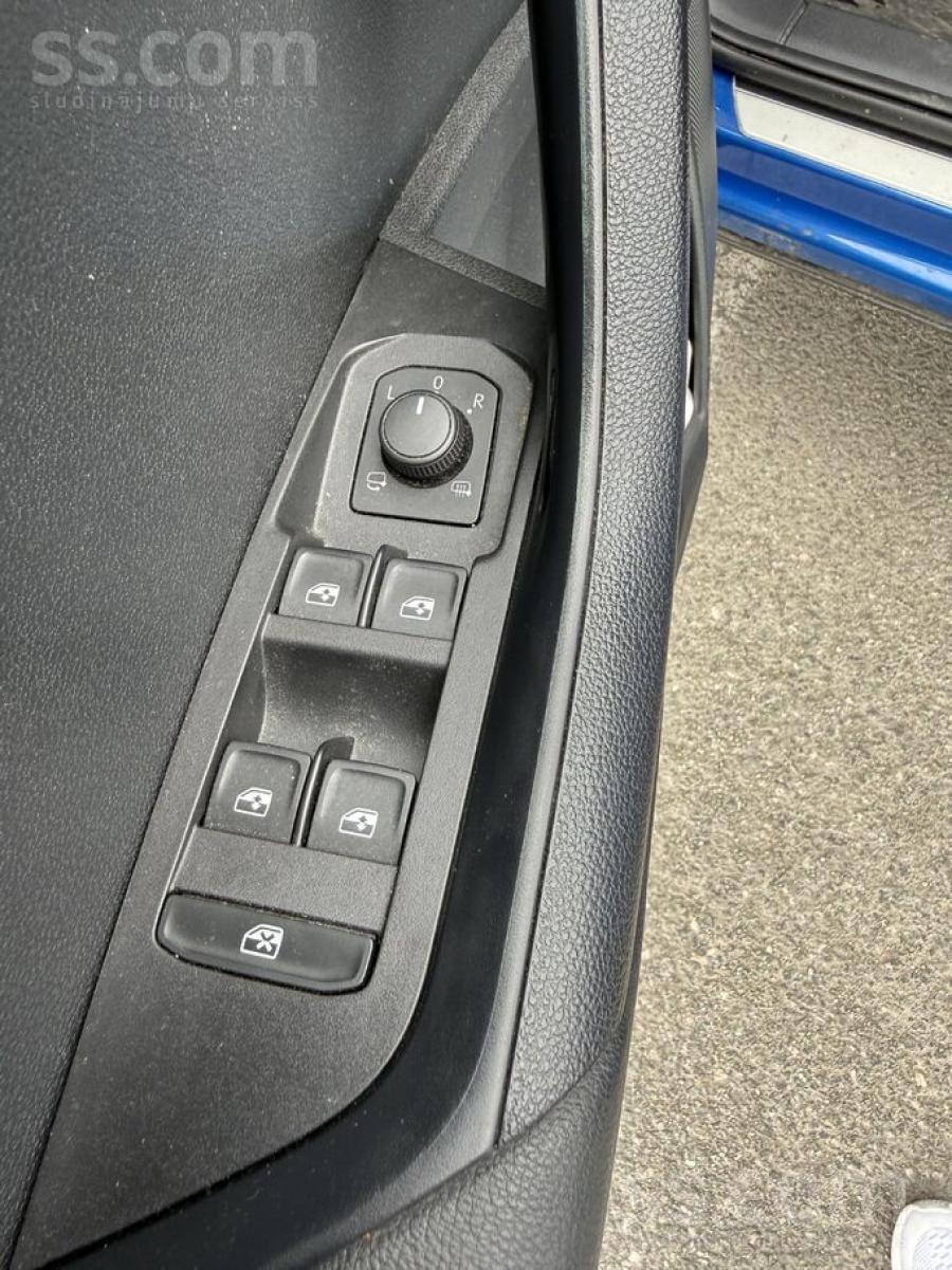 Zils Skoda Karoq 2021 Rīga, ar dzinēja tilpumu 1.50 L un nobraukumu 95 tūkst. km par 21800 €, foto 14 vietnē AUTOMOTO.COM.LV