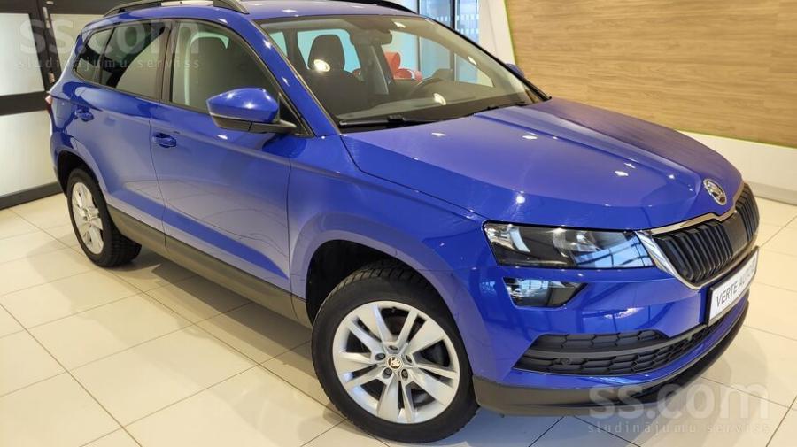 Zils Skoda Karoq 2021 Rīga, ar dzinēja tilpumu 1.50 L un nobraukumu 52 tūkst. km par 20990 €, foto 1 vietnē AUTOMOTO.COM.LV