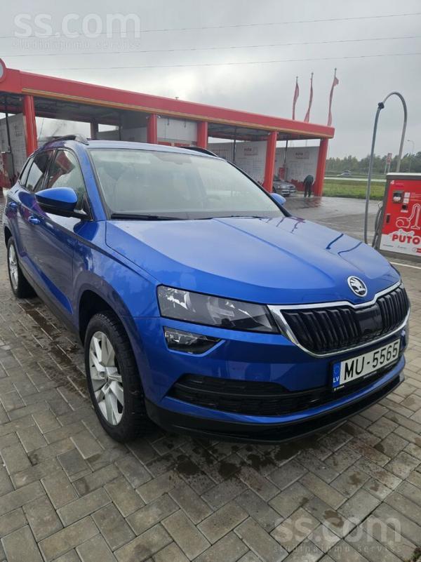 Zils Skoda Karoq 2021 Rīga, ar dzinēja tilpumu 1.50 L un nobraukumu 100 tūkst. km par 16500 €, foto 1 vietnē AUTOMOTO.COM.LV