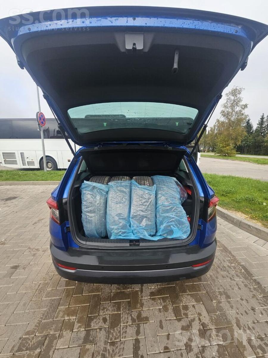 Zils Skoda Karoq 2021 Rīga, ar dzinēja tilpumu 1.50 L un nobraukumu 100 tūkst. km par 16500 €, foto 13 vietnē AUTOMOTO.COM.LV