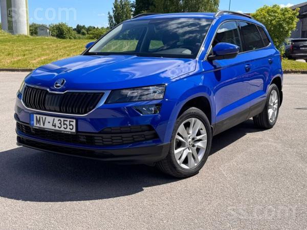 Синий Шкода Karoq 2021 в Цесис, объемом двигателя 1.50 л и пробегом 79 тыс. км за 19500 €, фото 1 на AUTOMOTO.COM.LV