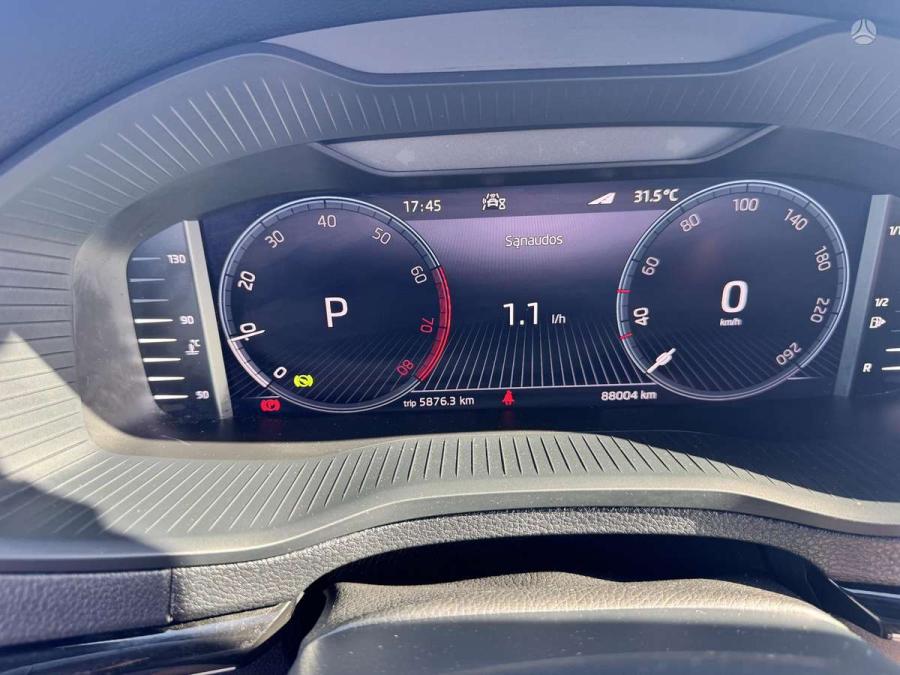 Zils Skoda Karoq 2021 Kauņa, ar dzinēja tilpumu 1.50 L un nobraukumu 88 tūkst. km par 23500 €, foto 15 vietnē AUTOMOTO.COM.LV