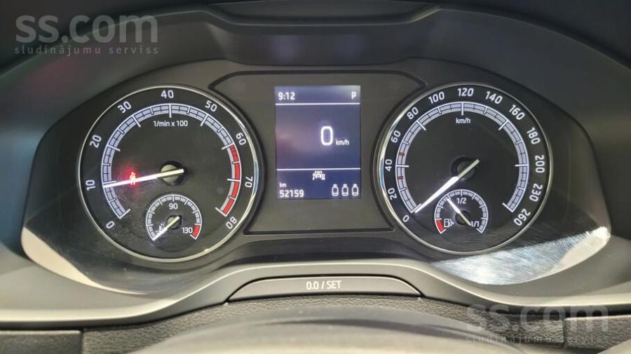 Blue Skoda Karoq 2021 in Riga, with an engine capacity of 1.50 L and mileage of 52 thousand km for 20490 €, photo 10 on AUTOMOTO.COM.LV
