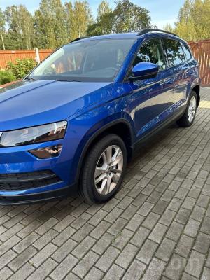 Zils Skoda Karoq 2022 Daugavpils, ar dzinēja tilpumu 1.50 L un nobraukumu 29 tūkst. km par 18500 €, foto 2 vietnē AUTOMOTO.COM.LV
