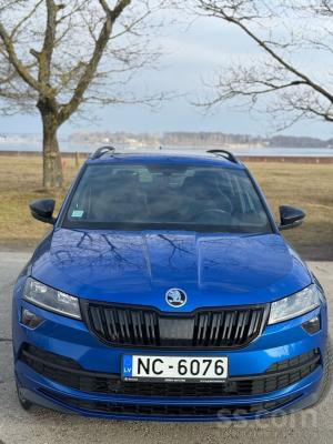 Blue Skoda Karoq 2022 in Riga, with an engine capacity of 1.50 L and mileage of 0 thousand km for 21000 €, photo 3 on AUTOMOTO.COM.LV