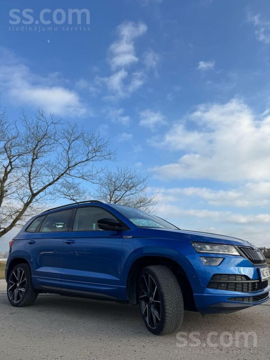 Blue Skoda Karoq 2022 in Riga, with an engine capacity of 1.50 L and mileage of 0 thousand km for 21000 €, photo 4 on AUTOMOTO.COM.LV