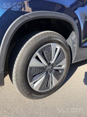 Zils Skoda Karoq 2022 Rīga, ar dzinēja tilpumu 1.50 L un nobraukumu 98 tūkst. km par 21900 €, foto 4 vietnē AUTOMOTO.COM.LV
