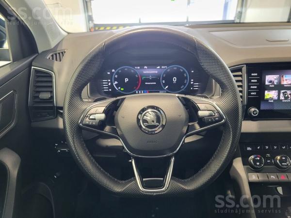 Blue Skoda Karoq 2022 in Riga, with an engine capacity of 1.50 L and mileage of 49 thousand km for 24490 €, photo 8 on AUTOMOTO.COM.LV