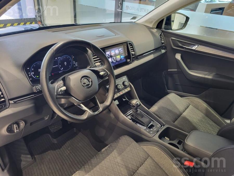 Blue Skoda Karoq 2022 in Riga, with an engine capacity of 1.50 L and mileage of 49 thousand km for 24490 €, photo 16 on AUTOMOTO.COM.LV