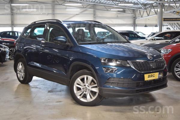 Zils Skoda Karoq 2022 Rīga, ar dzinēja tilpumu 1.50 L un nobraukumu 120 tūkst. km par 18500 €, foto 1 vietnē AUTOMOTO.COM.LV