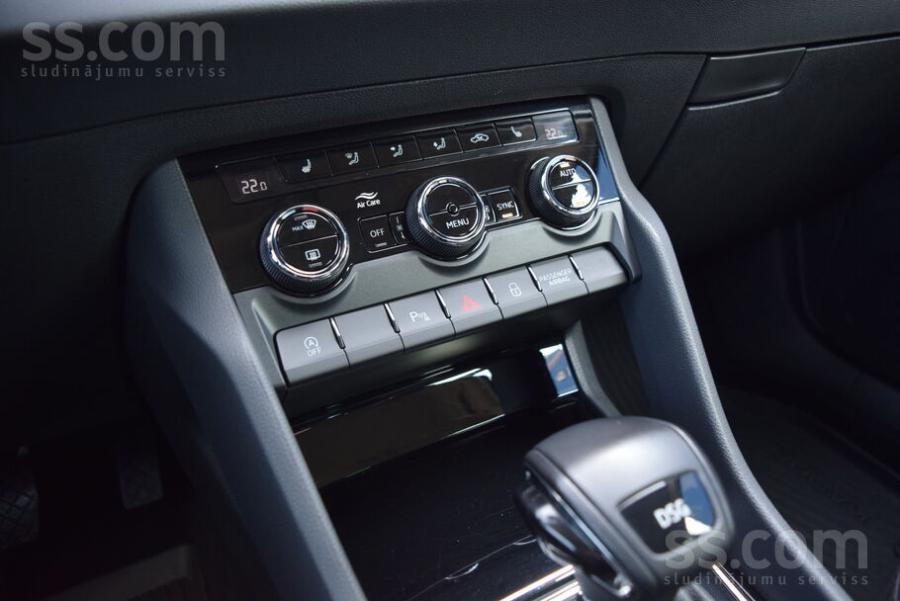 Zils Skoda Karoq 2022 Rīga, ar dzinēja tilpumu 1.50 L un nobraukumu 120 tūkst. km par 18500 €, foto 7 vietnē AUTOMOTO.COM.LV