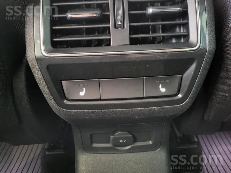 Zils Skoda Karoq 2022 Rīga, ar dzinēja tilpumu 1.50 L un nobraukumu 48 tūkst. km par 24490 €, foto 17 vietnē AUTOMOTO.COM.LV