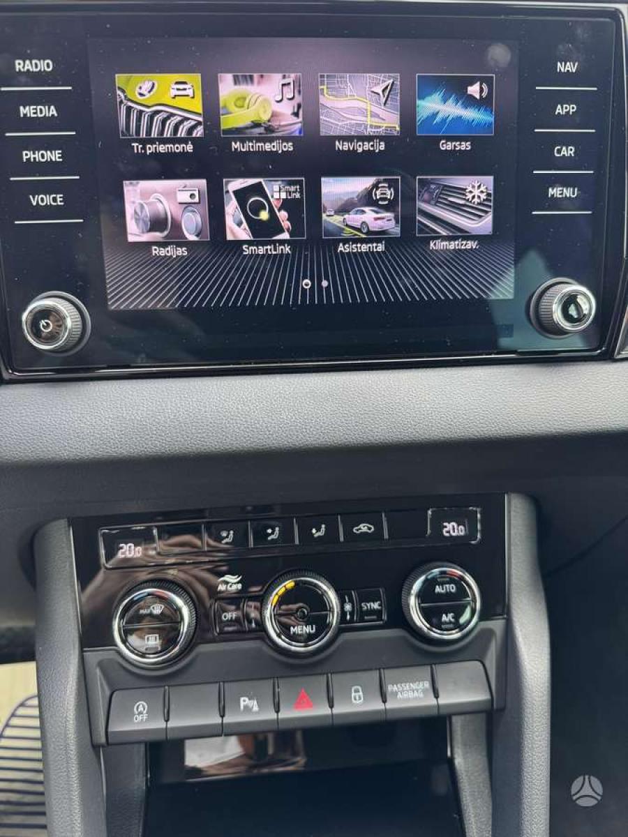 Zils Skoda Karoq 2022 Kauņa, ar dzinēja tilpumu 1.50 L un nobraukumu 194 tūkst. km par 17900 €, foto 20 vietnē AUTOMOTO.COM.LV