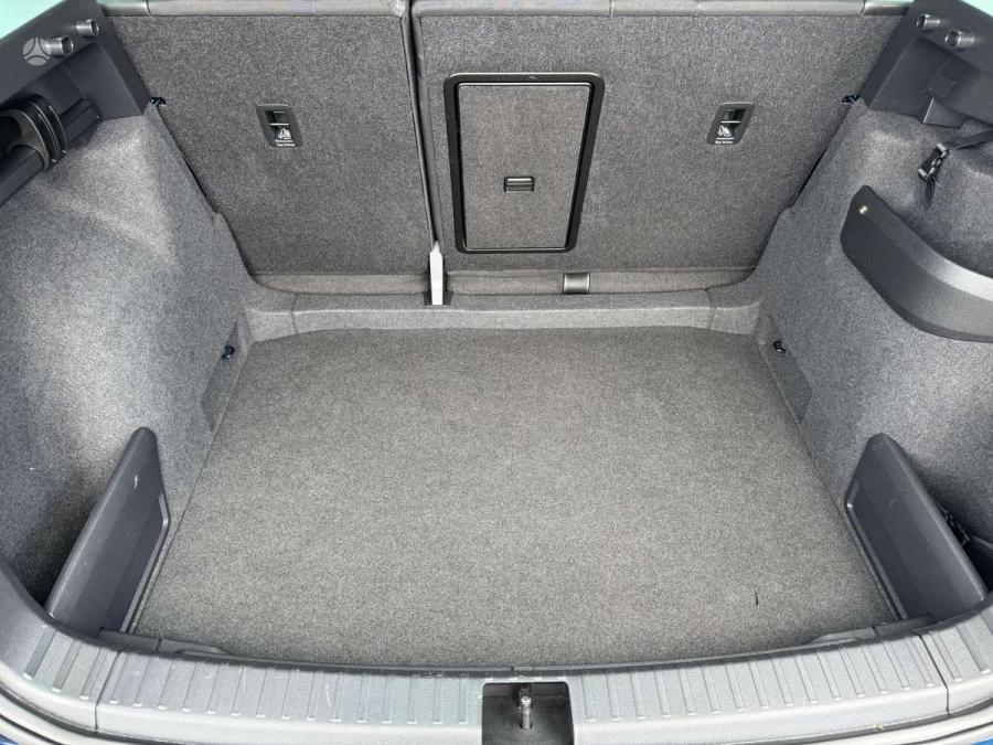 Zils Skoda Karoq 2022 Kauņa, ar dzinēja tilpumu 1.50 L un nobraukumu 194 tūkst. km par 17900 €, foto 26 vietnē AUTOMOTO.COM.LV