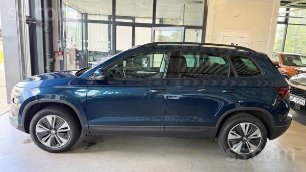 Zils Skoda Karoq 2022 Rīga, ar dzinēja tilpumu 1.50 L un nobraukumu 98 tūkst. km par 20500 €, foto 2 vietnē AUTOMOTO.COM.LV