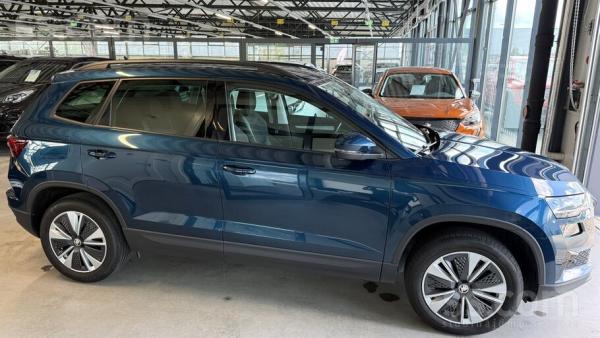 Zils Skoda Karoq 2022 Rīga, ar dzinēja tilpumu 1.50 L un nobraukumu 98 tūkst. km par 20500 €, foto 5 vietnē AUTOMOTO.COM.LV