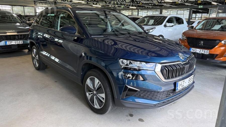 Blue Skoda Karoq 2022 in Riga, with an engine capacity of 1.50 L and mileage of 98 thousand km for 20500 €, photo 7 on AUTOMOTO.COM.LV