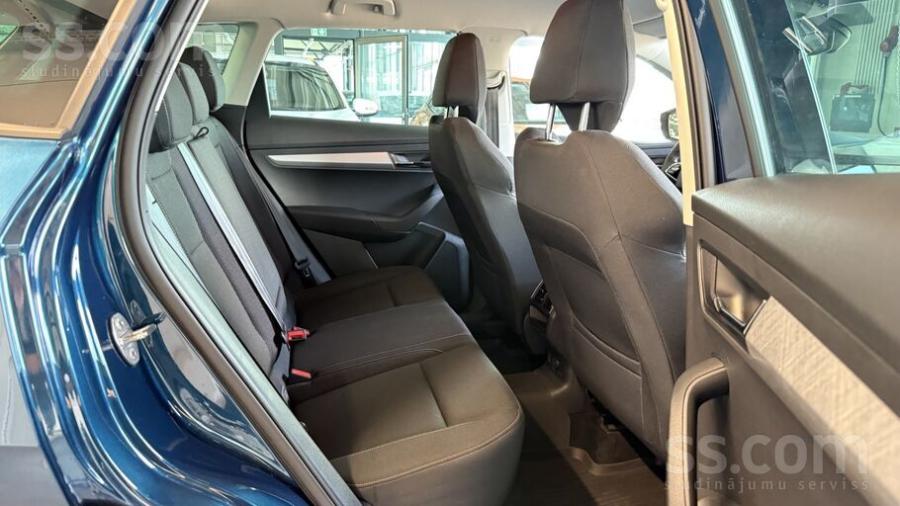 Blue Skoda Karoq 2022 in Riga, with an engine capacity of 1.50 L and mileage of 98 thousand km for 20500 €, photo 14 on AUTOMOTO.COM.LV