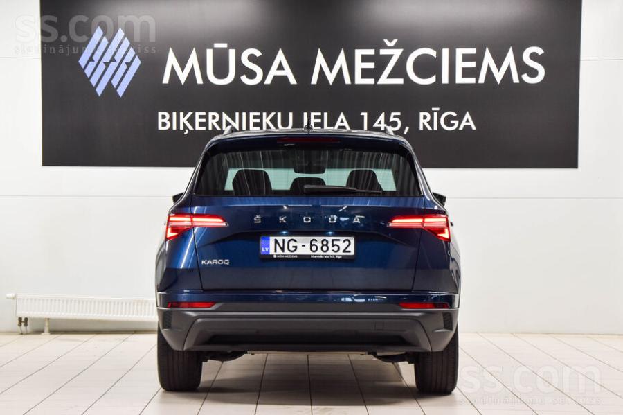 Zils Skoda Karoq 2022 Rīga, ar dzinēja tilpumu 1.00 L un nobraukumu 127 tūkst. km par 15690 €, foto 8 vietnē AUTOMOTO.COM.LV