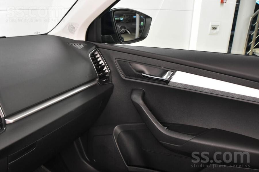 Zils Skoda Karoq 2022 Rīga, ar dzinēja tilpumu 1.00 L un nobraukumu 127 tūkst. km par 15690 €, foto 14 vietnē AUTOMOTO.COM.LV